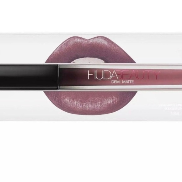HUDA BEAUTY | Makeup | Huda Beauty Demi Matte Liquid Lipstick In ...